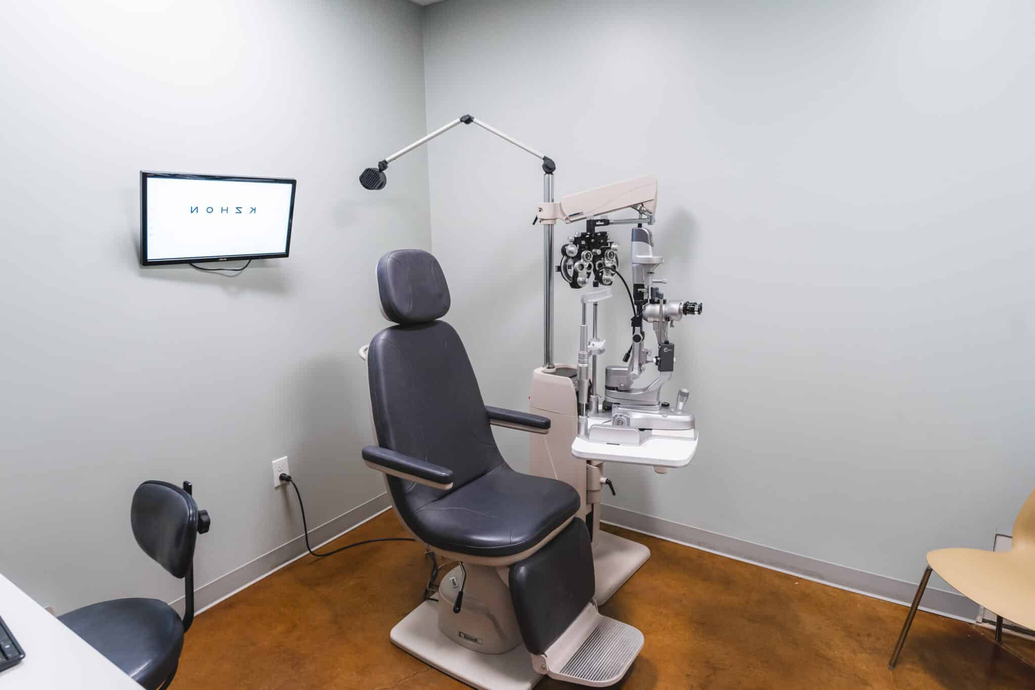 About Us - Clarity Eye Center